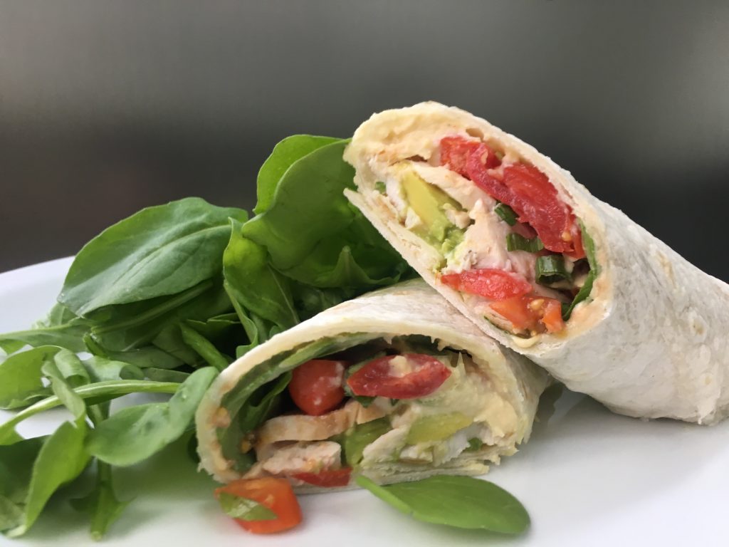 Burritos de pollo y hummus de garbanzos - Cincap
